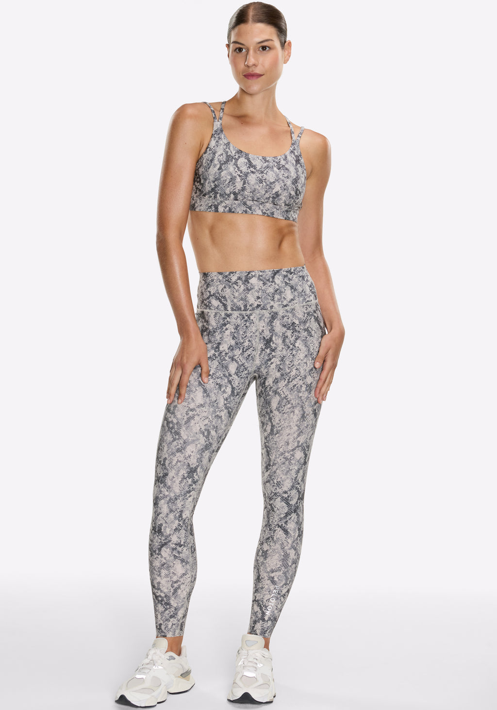 Stone Snake Print Cadent Set – Peloton Apparel US