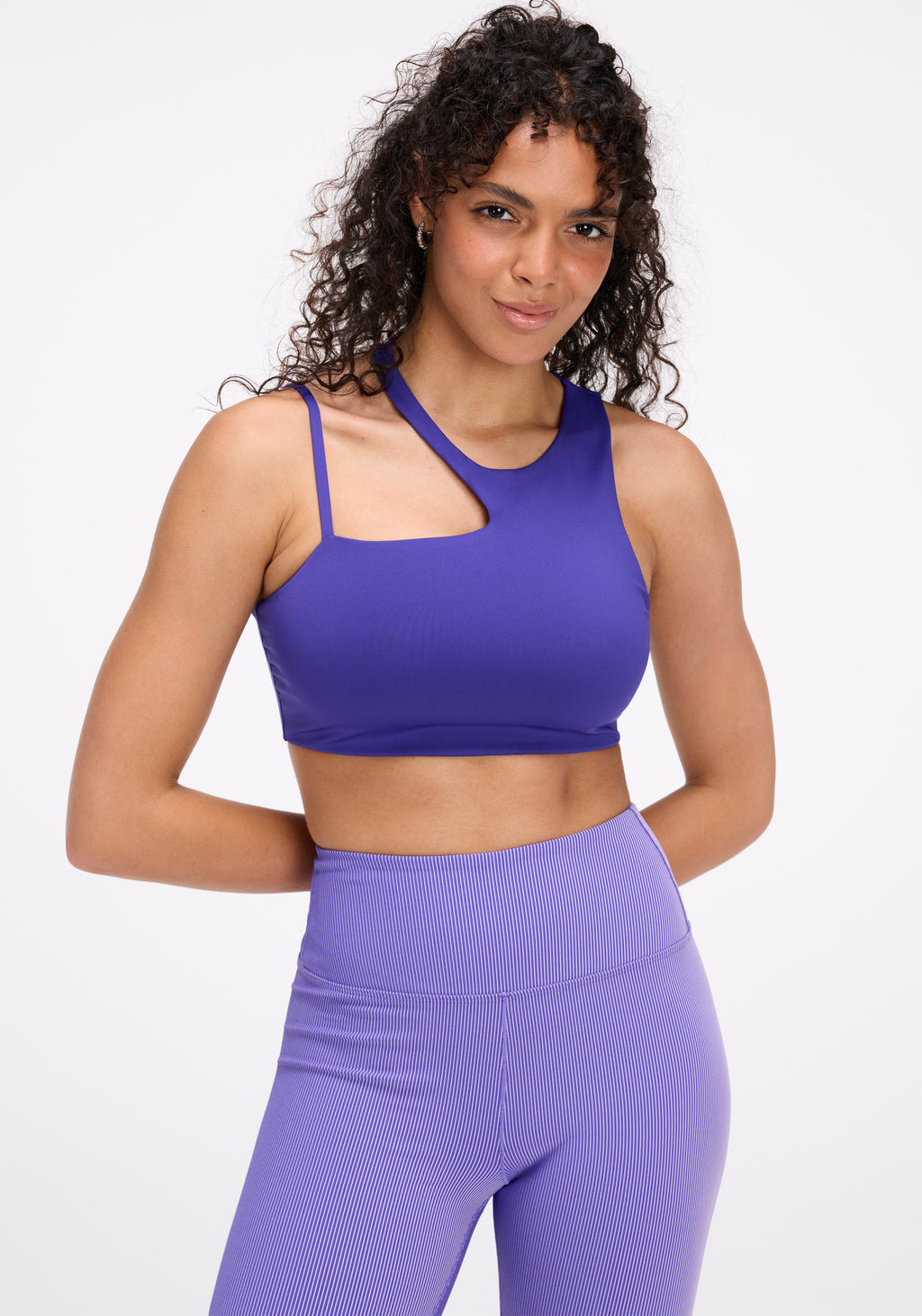 Endurance Light High Neck Cut Away Bra – Peloton Apparel US